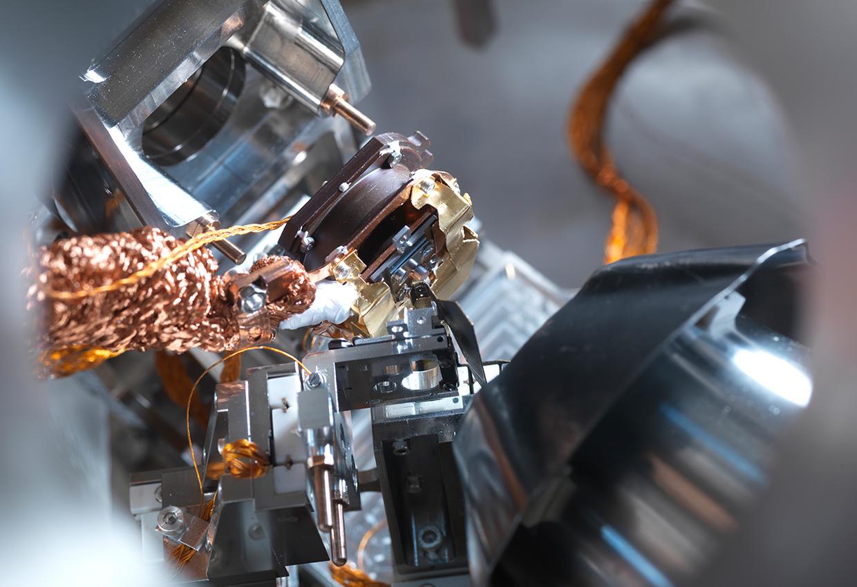 About ARPES | Angle-Resolved Photoemission Spectroscopy Explained
