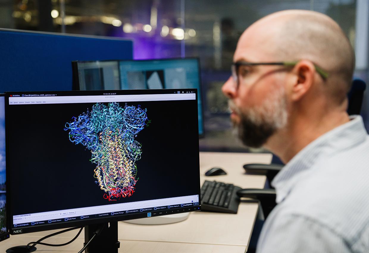 About Cryo-EM | Structural Biology at Diamond Light Source