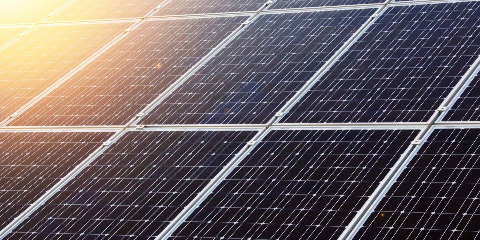 Fast, Low-Cost Perovskite Solar Cells: A New Manufacturing Breakthrough