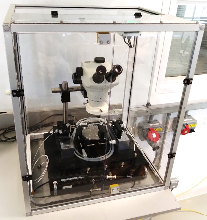 Radiant Ferroelectric Tester - - Diamond Light Source