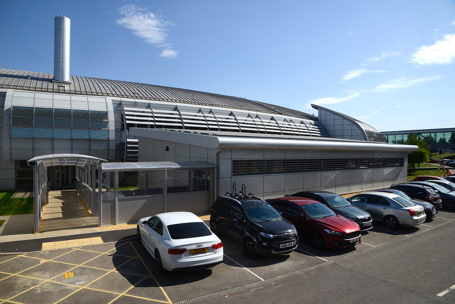 Diamond Active Materials Laboratory - - Diamond Light Source