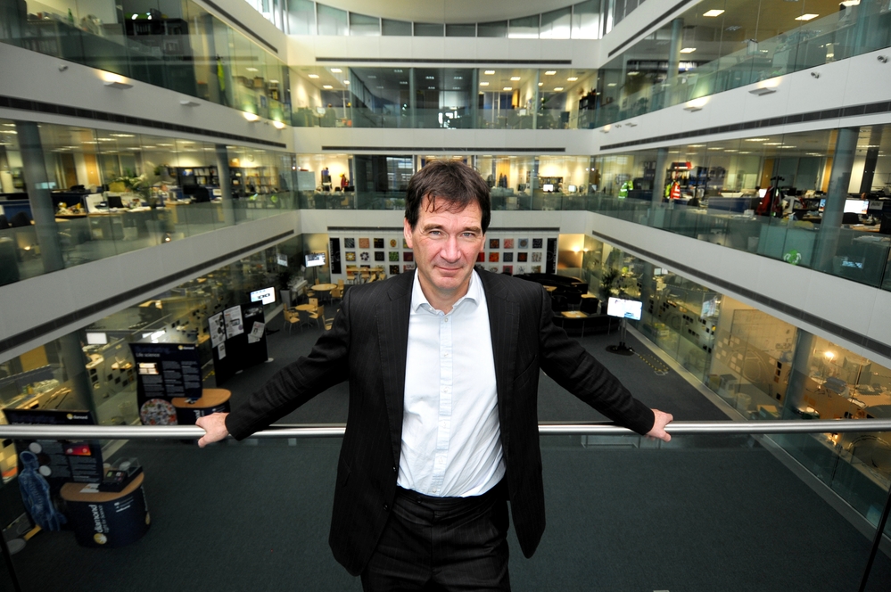 Management Team and Board of Directors - - Diamond Light Source