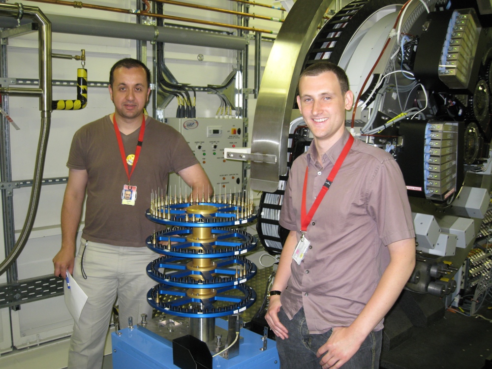 One Month Early: First Users on I11 - - Diamond Light Source
