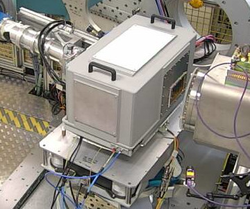 Liquid Surfaces with the Double Crystal Deflector (DCD) - - Diamond ...